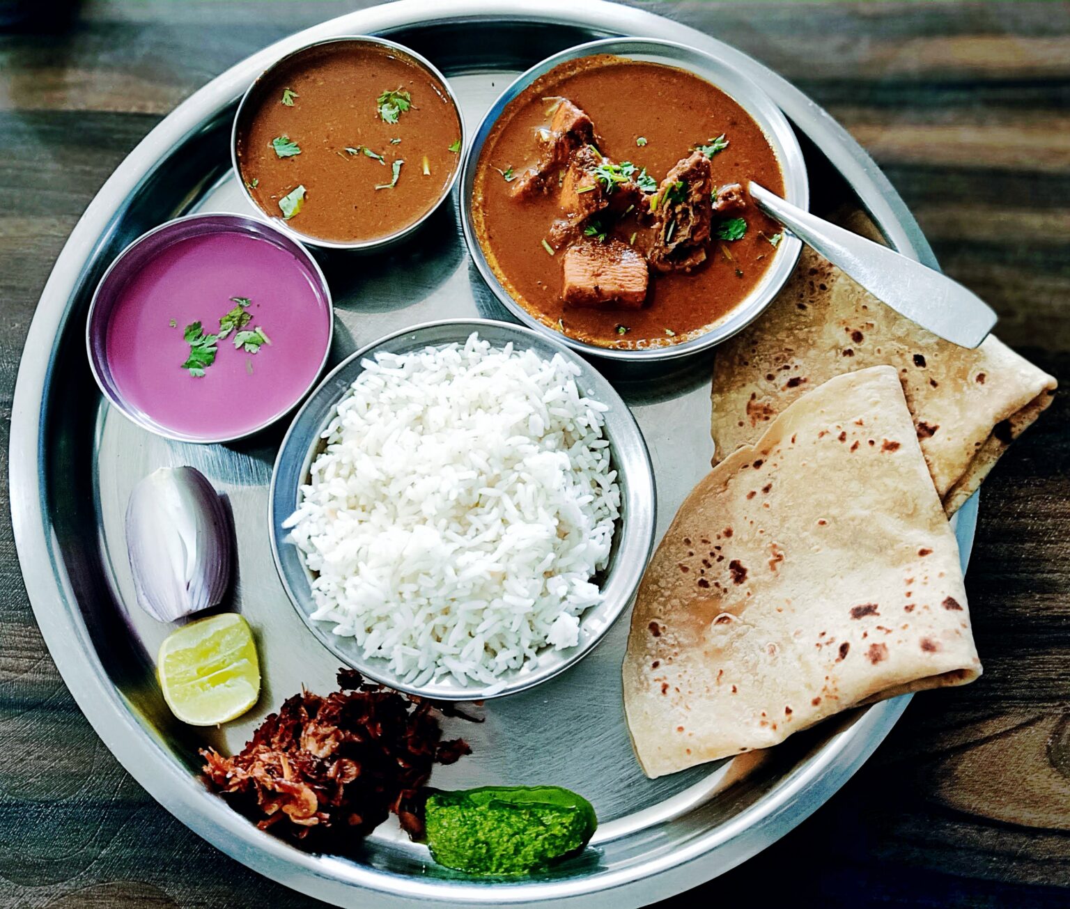 Thalis: One plate to serve them all! - Swiggy Diaries