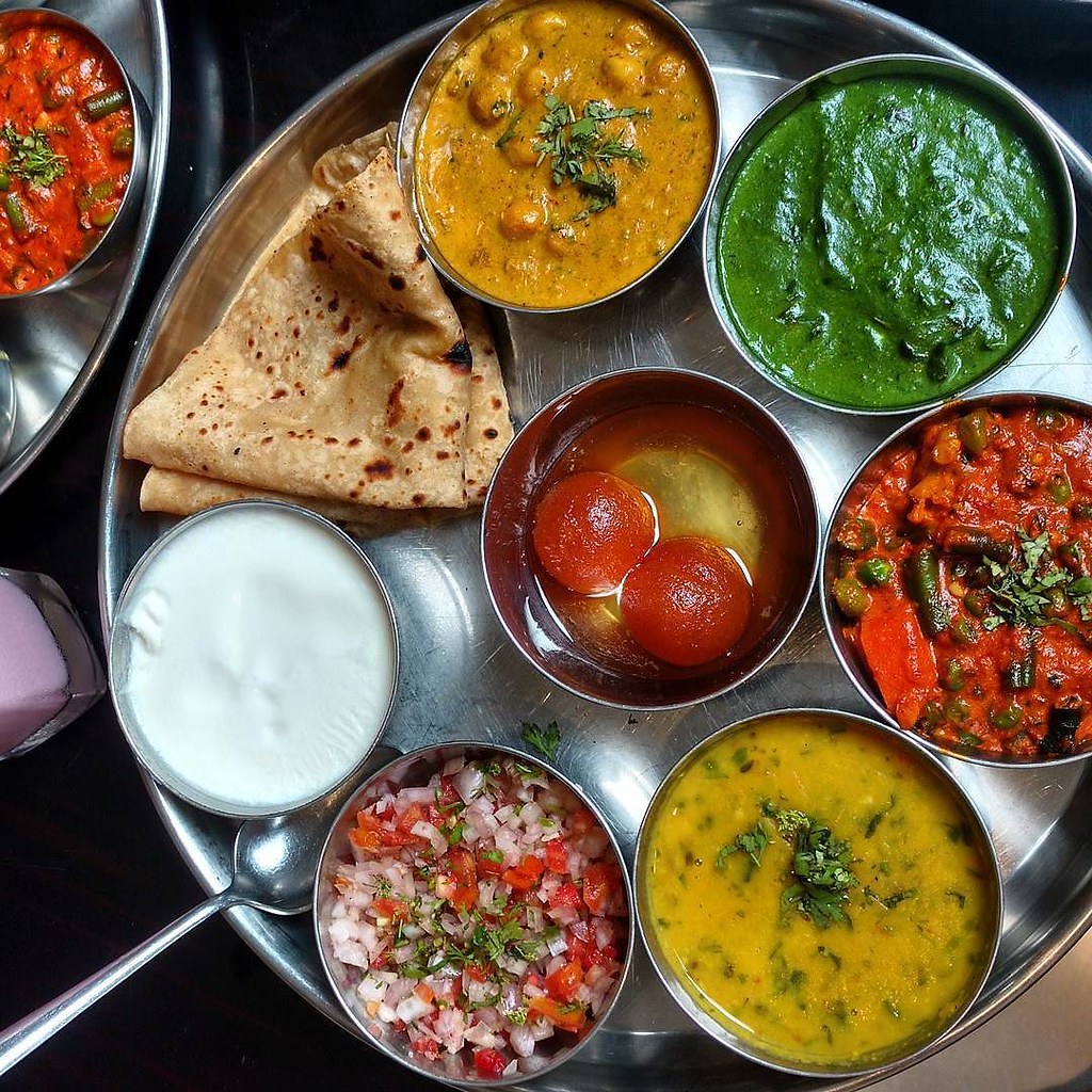Thalis: One plate to serve them all! - Swiggy Diaries