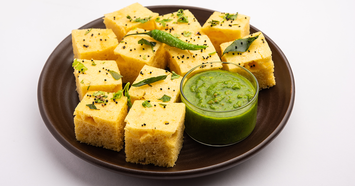 Top Street Food Items in Ahmedabad to Try at Least Once - Swiggy Diaries