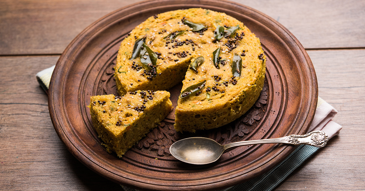 Experience the Sweet and Tangy Flavours Of Gujarat's Traditional Food ...