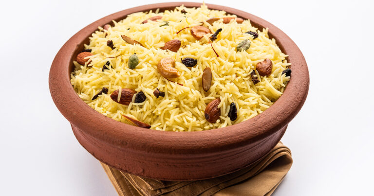 Relish The Royal Tastes: Traditional Food Of Jammu and Kashmir - Swiggy ...