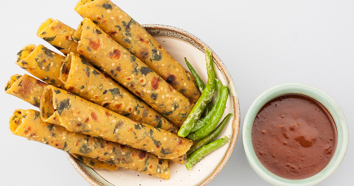 Experience the Sweet and Tangy Flavours Of Gujarat's Traditional Food ...