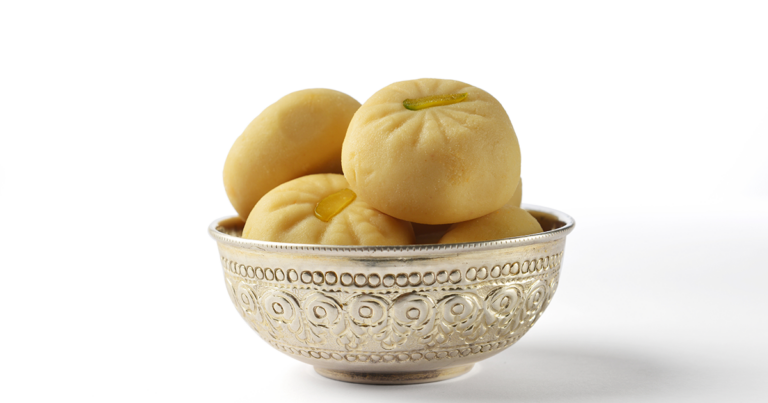 A Guide to the 4 Most Irresistible Peda Varieties - Swiggy Diaries