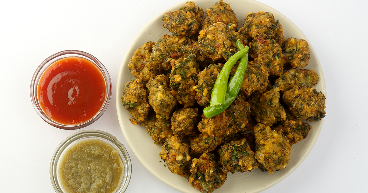 Exploring the World of Pakoras: 10 Must-Try Varieties - Swiggy Diaries