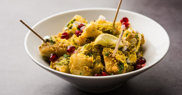 6 Types of Chaat: A Taste Adventure in Indian Street Cuisine - Swiggy ...