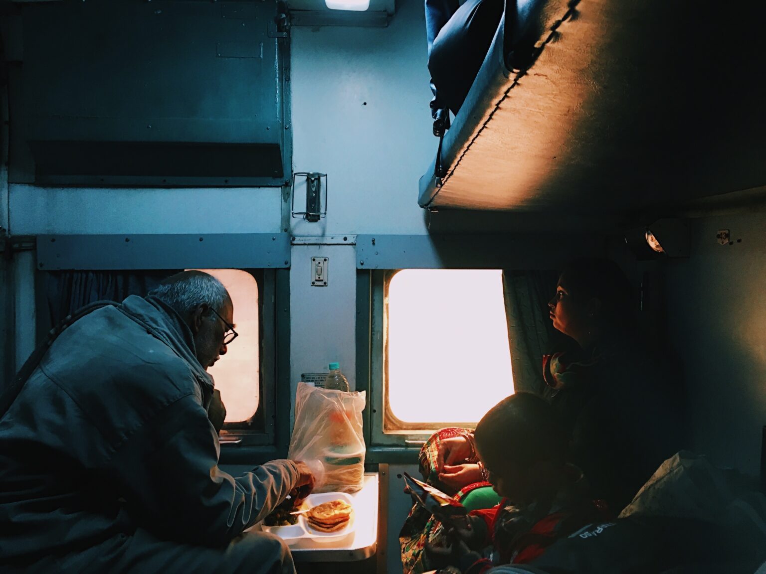 How to Order Food During Your Next Train Journey - Swiggy Diaries