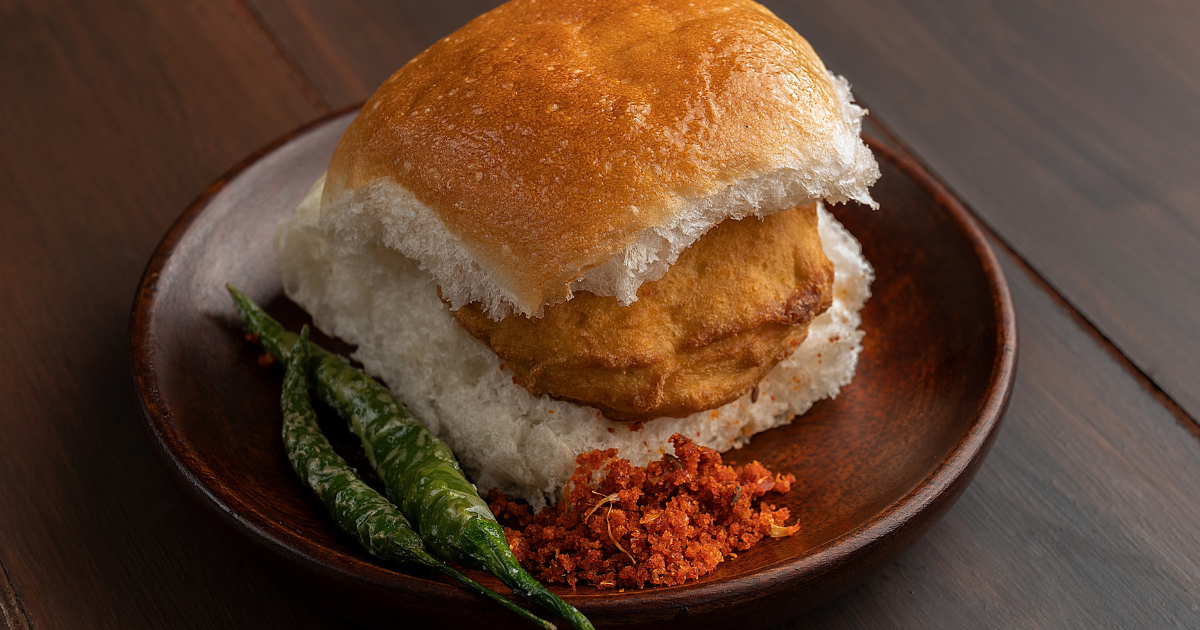 Top 10 Best Breakfasts in Mumbai You Must Try - Swiggy Diaries