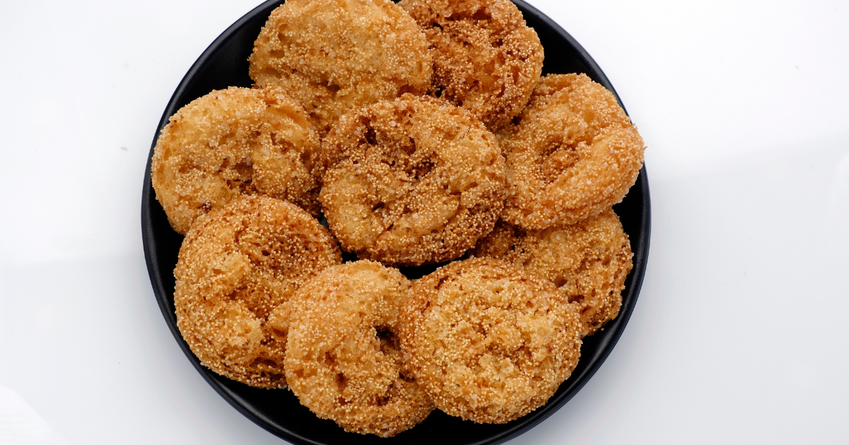 Top 7 Famous Maharashtrian Sweets from Maharashtra - Swiggy Diaries