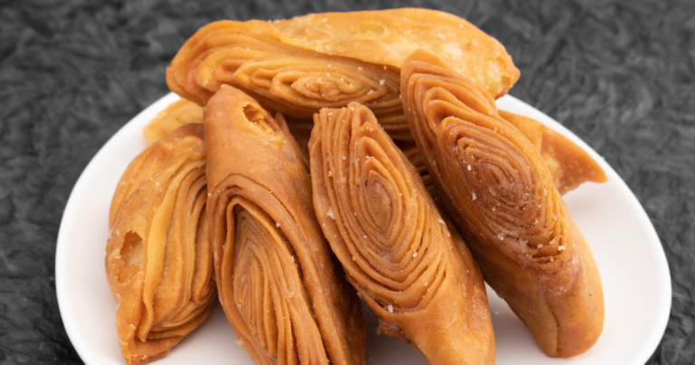 7 Andhra Pradesh Famous Sweets You Need to Try - Swiggy Diaries