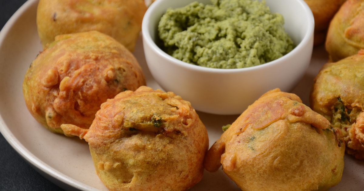 10 Different Vada Varieties in India You Have to Try - Swiggy Diaries