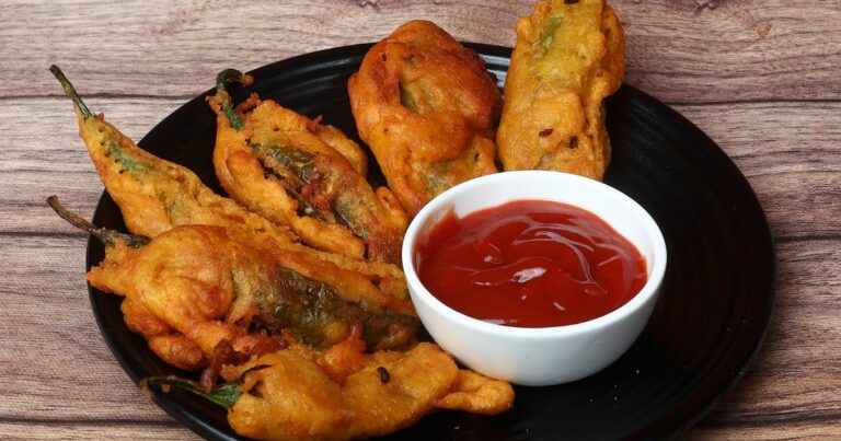 10 Different Vada Varieties in India You Have to Try - Swiggy Diaries