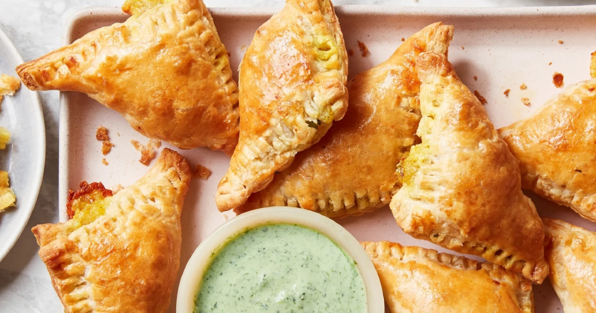 Best Snacks to Serve at Your New Year's Eve Party - Swiggy Diaries