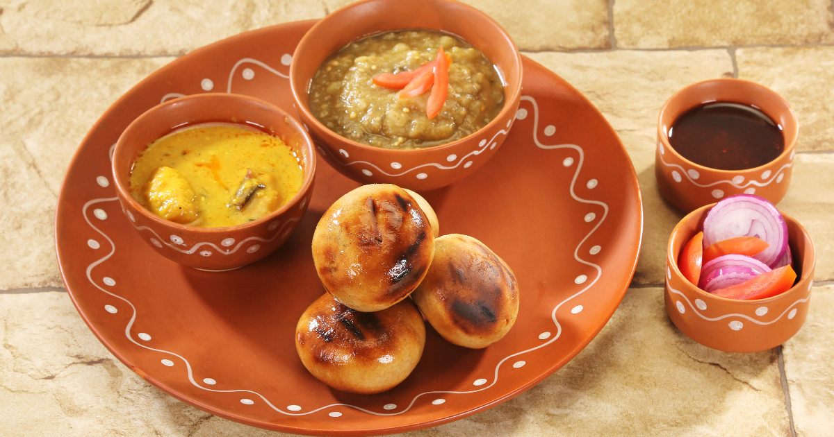 10 Authentic Dishes of Uttar Pradesh You Must Try - Swiggy Diaries