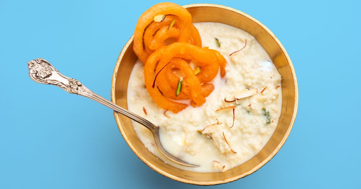 10 Mouthwatering Famous Food in Mathura You Need To Try - Swiggy Diaries